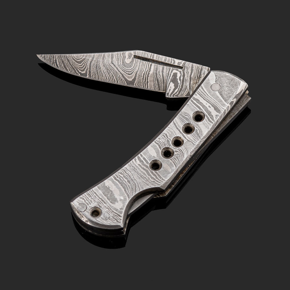 Executive Gentlemen's Knife - Damascus – Old World Steel